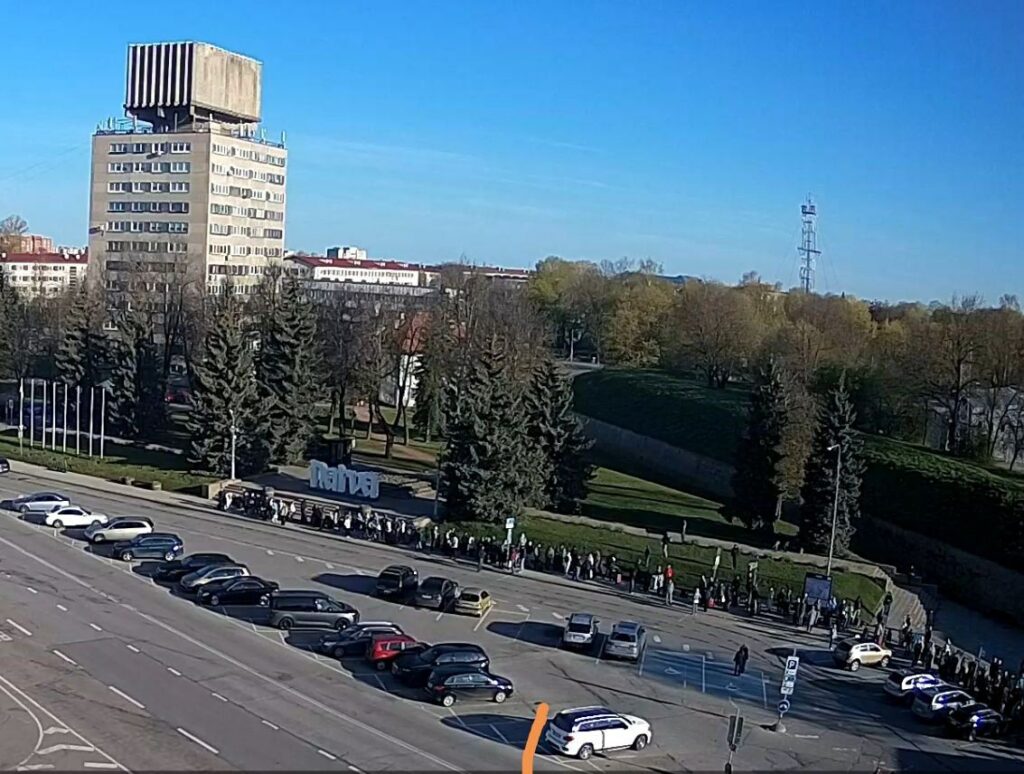 Crossing Estonia-Russia Border: Current Situation