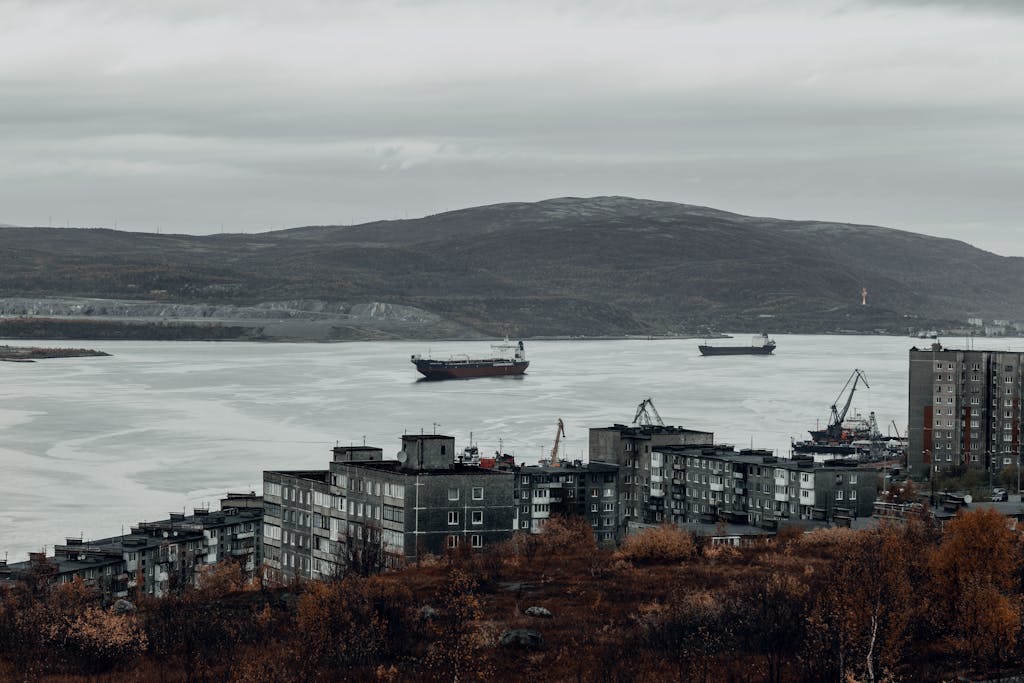 Northern Lights in Murmansk 2026: When and Where to See Them